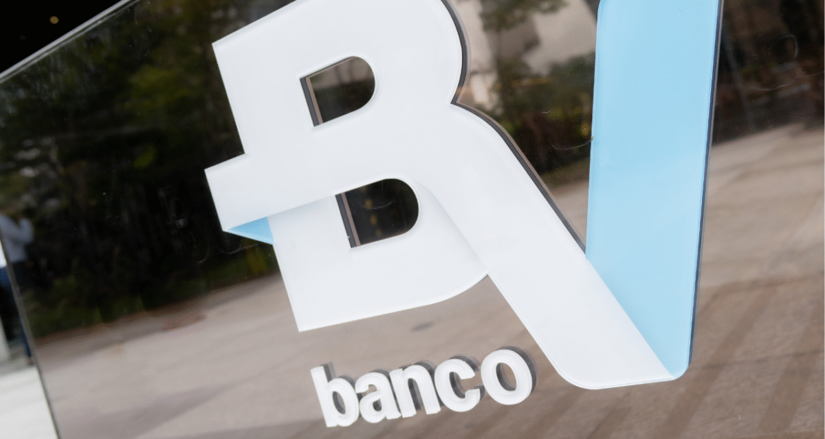 CDB do Banco BV rende 120% do CDI e supera a poupança em até 150%