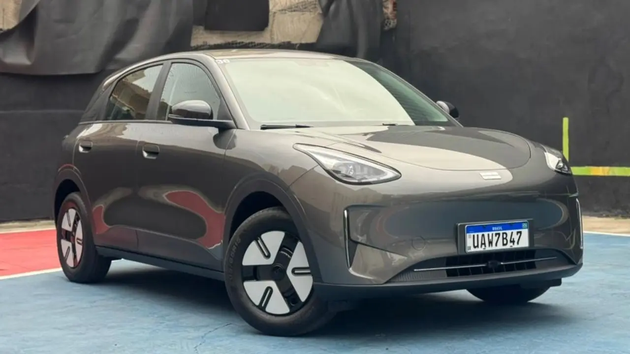 Novo Geely EX2 Pro 2026 chega para assustar o BYD Dolphin Mini com mais ...