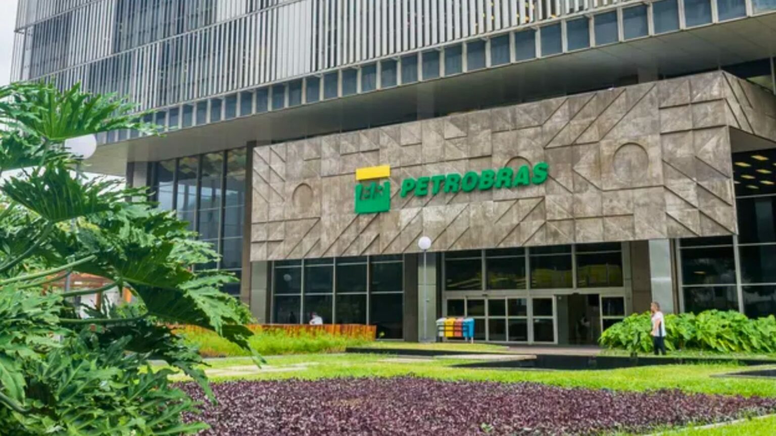 Mitre (MTRE3): ação paga até 14% em dividendos e negocia a preço de ...