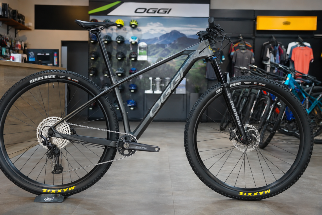 Oggi Agile Sport 2026 aparece com quadro de carbono e preço de R$ 16,9 mil
