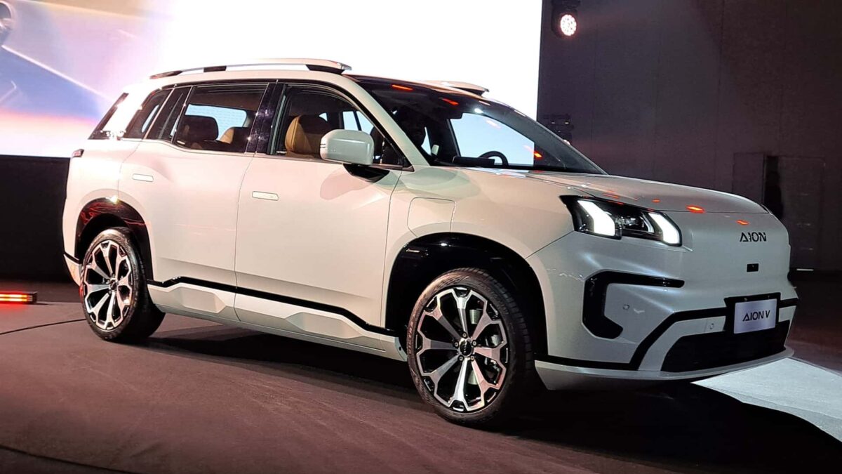 GAC Aion V 2027 mantém 389 km de autonomia e sobe de preço
